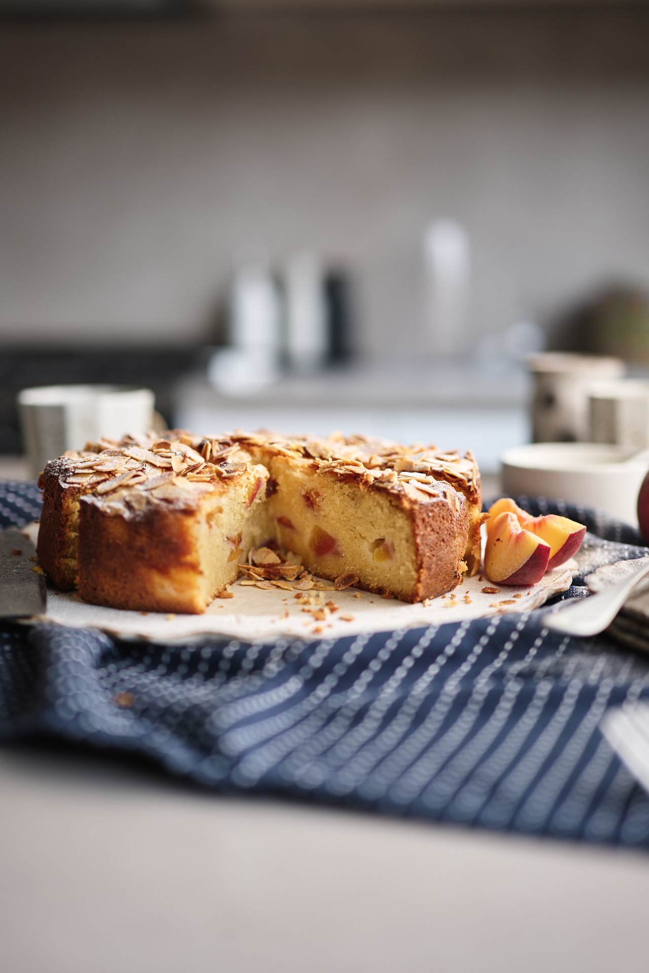 Bill Granger’s: Peach, Almond & Yoghurt Cake « Iron Chef Shellie