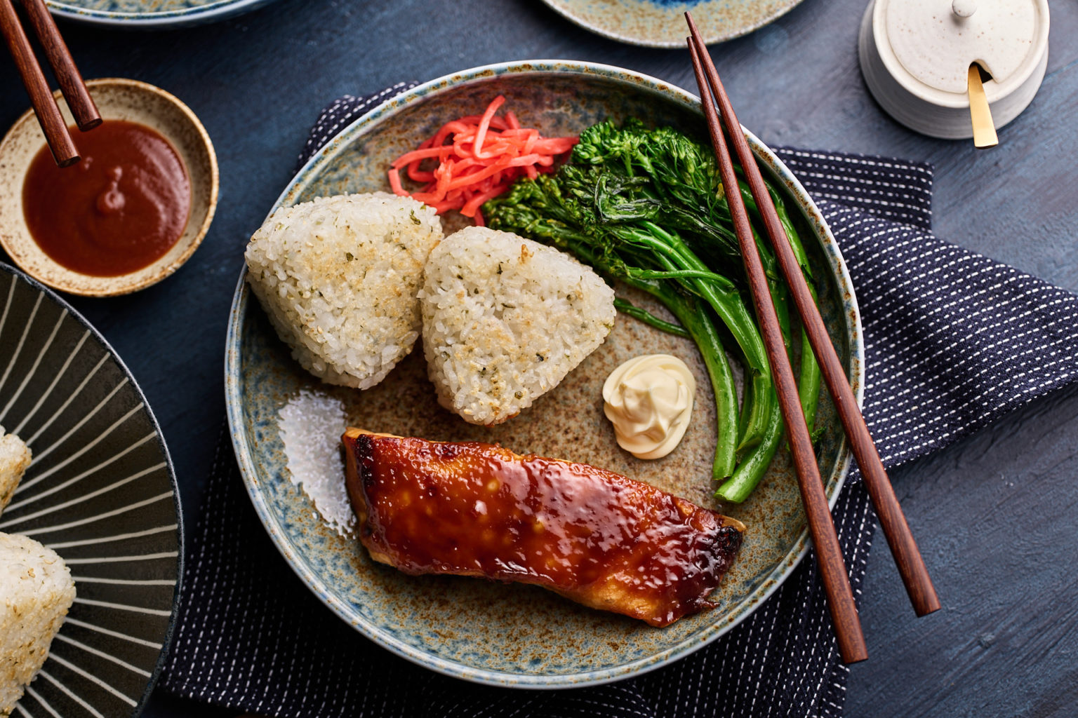 Yaki Onigiri with Miso Salmon « Iron Chef Shellie