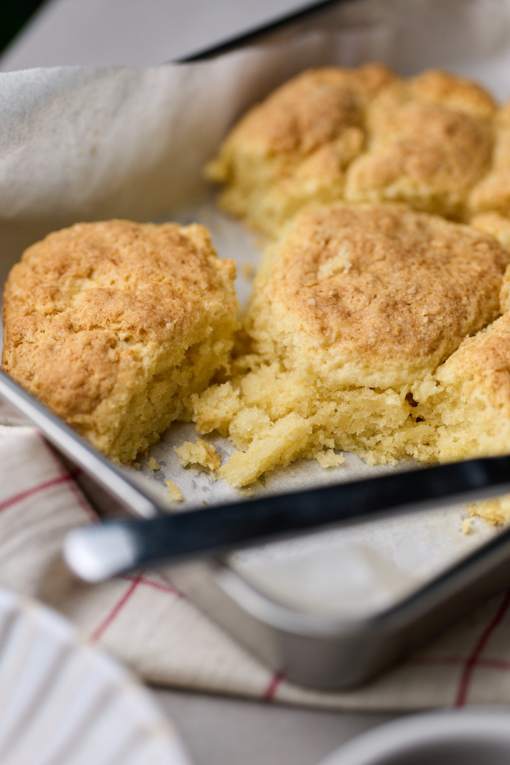 Super Fluffy Sour Cream Scones « Iron Chef Shellie